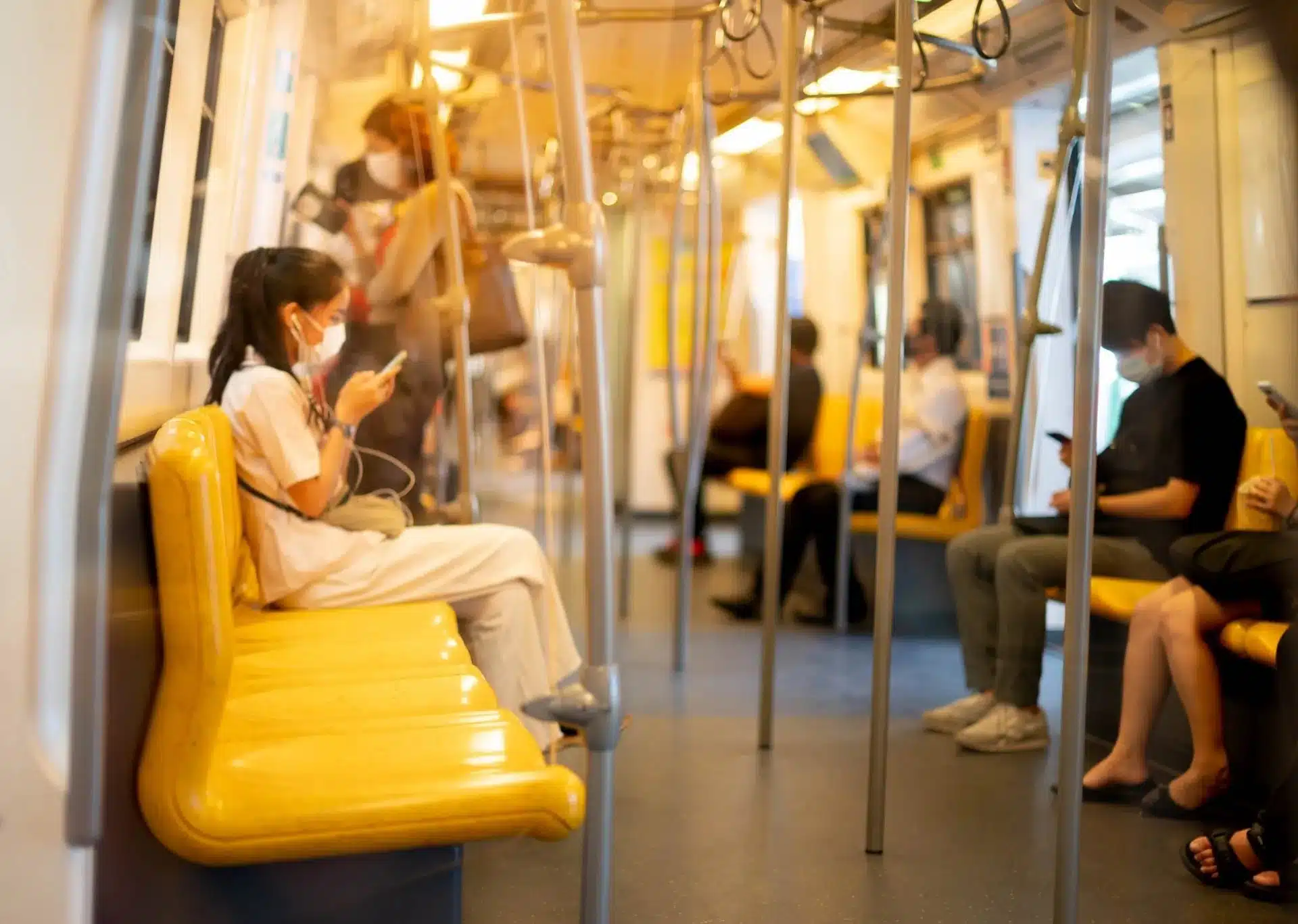 How Is Your Public Transportation Etiquette? - Dressie Law Firm